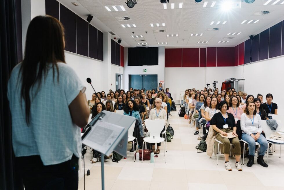 La formación en duelo perinatal en programas profesionales - Gugara